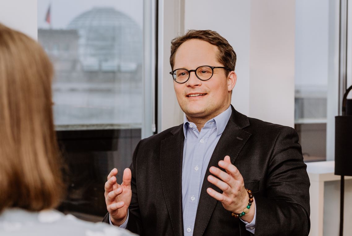 Bund erweitert Kapitalzugang für Startups - Wirtschaft Kompakt